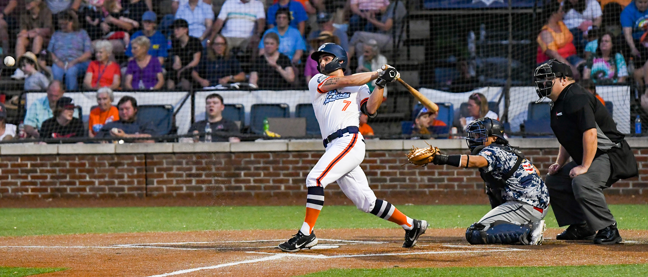 Mason Dunaway shines in 11-6 win